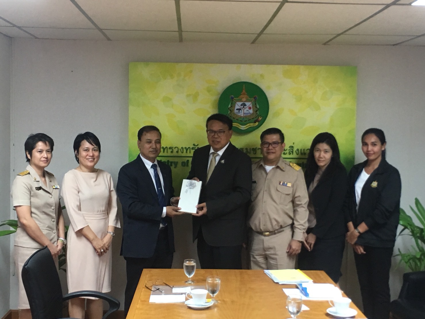 Dean SERD visited the Ministry of Natural Resources and Environment of ...